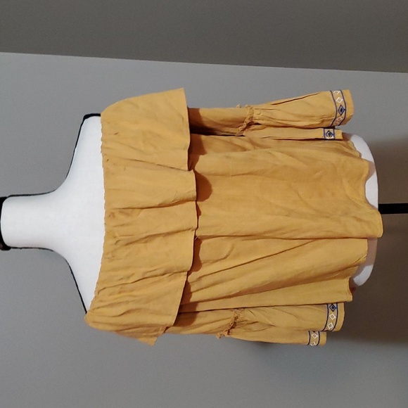 Mod On Trend | Tops | Nwt Mod On Trend Top | Poshmark